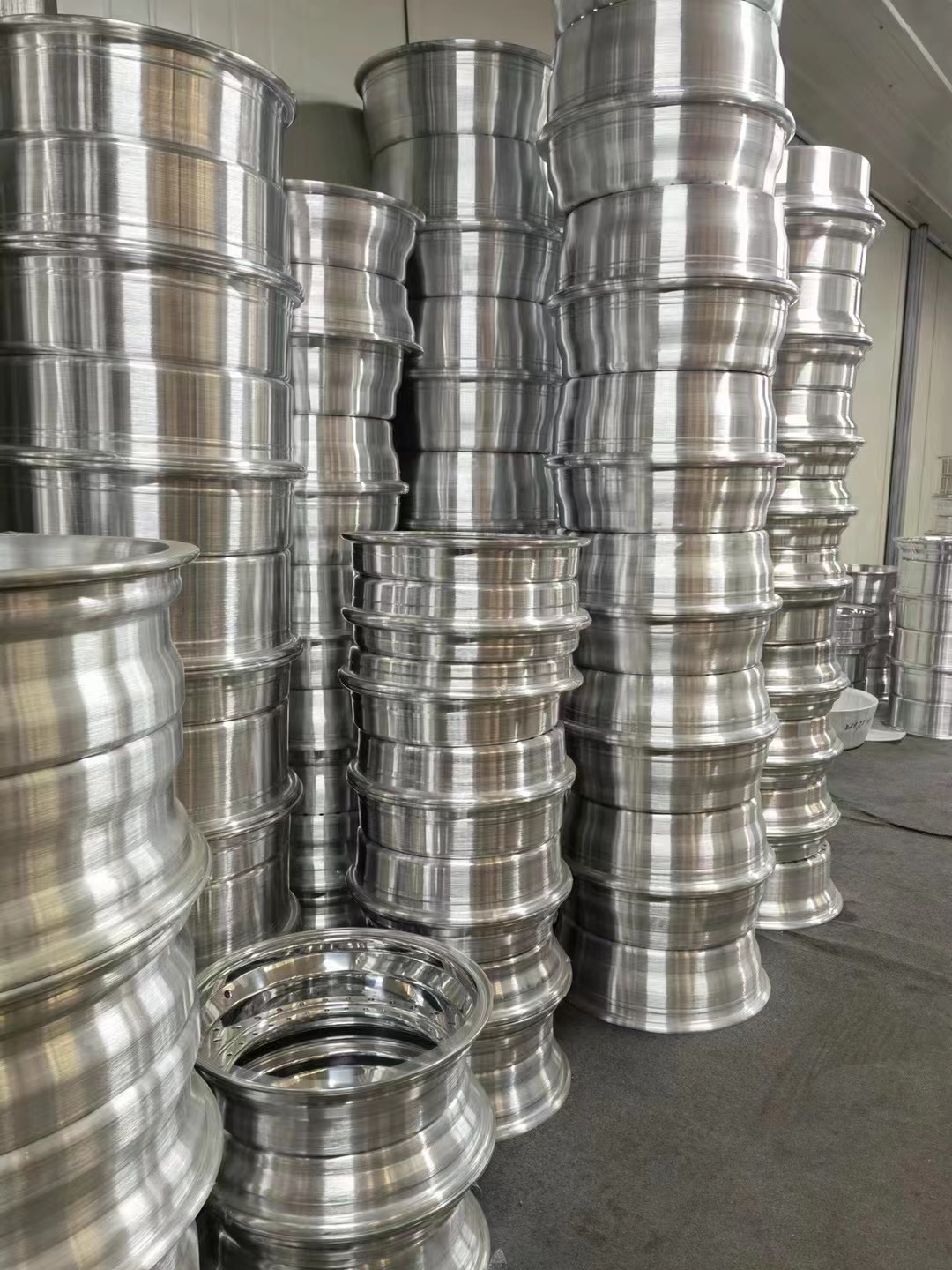 3-piece barrel and lip – ASIA WHEEL SUPPLY